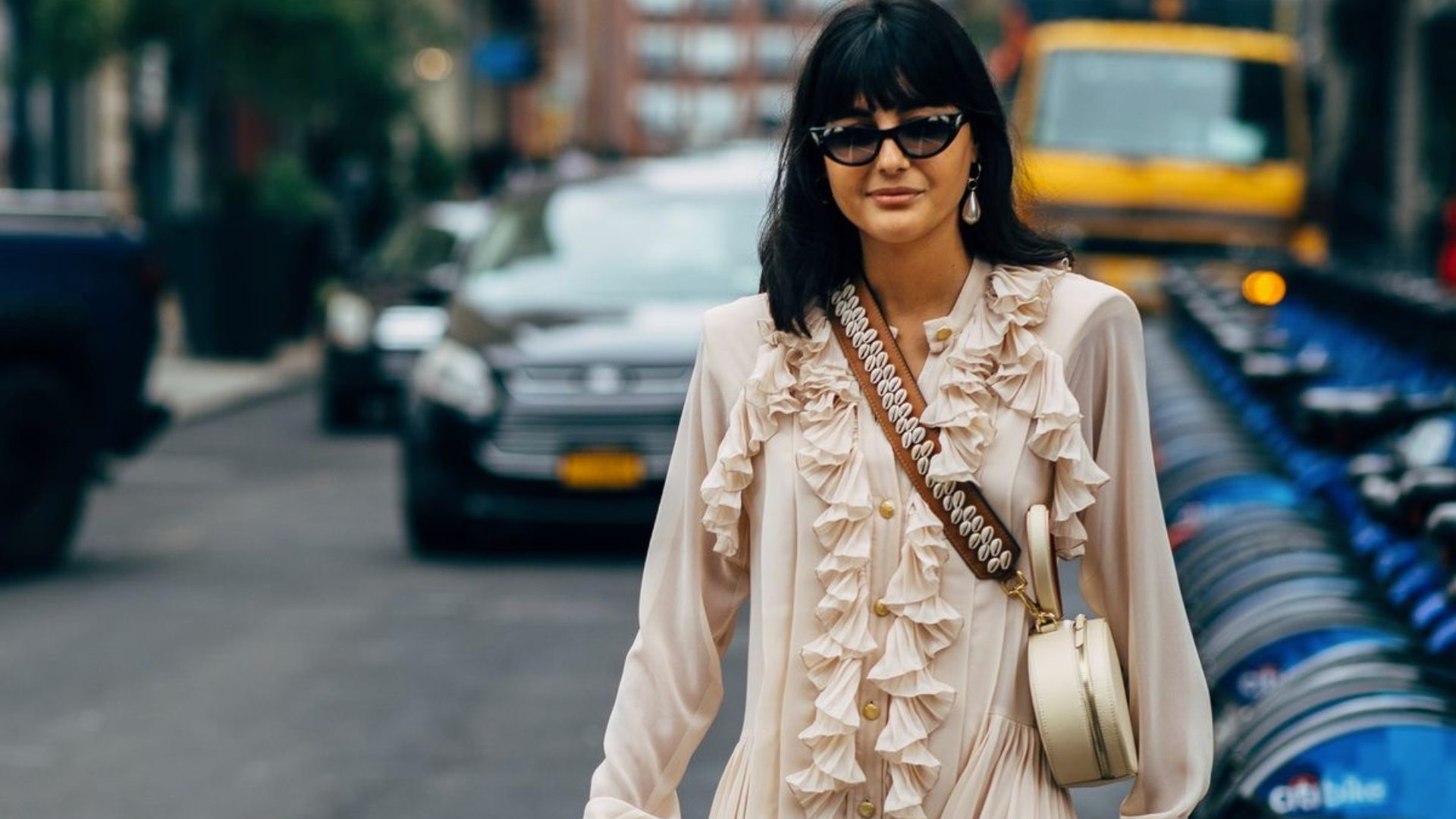 Boho chic 2025: Η μόδα εμπνέεται από τα 70s και τα 2000s - Prima.gr