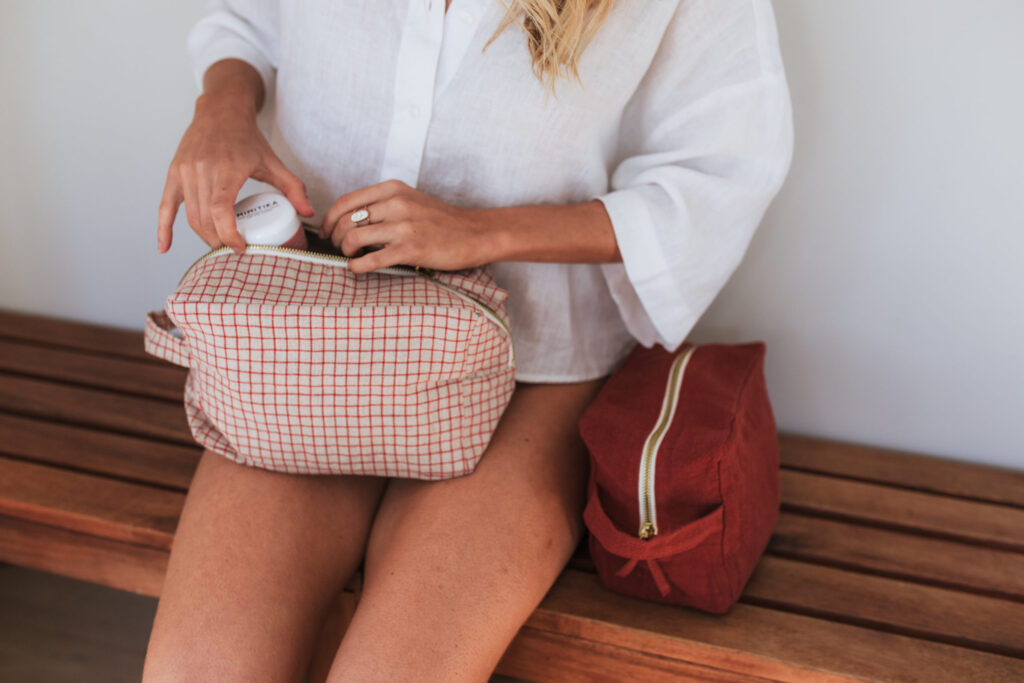 Νεσεσέρ παραλίας: Τα προϊόντα ομορφιάς που πρέπει να περιλαμβάνει - Prima.gr